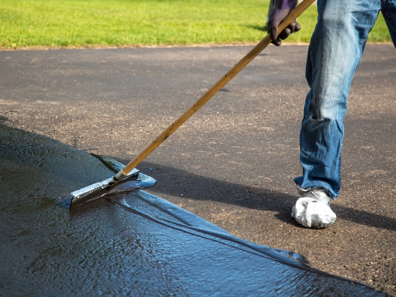 Asphalt Crack Filling | A&A Asphalt Paving | (770) 427-4271